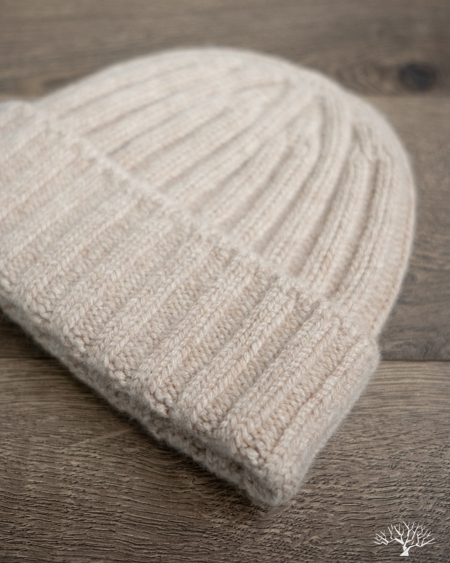 Câbleami - Cashmere 2x2 Rib Watch Cap - Light Beige – Withered Fig